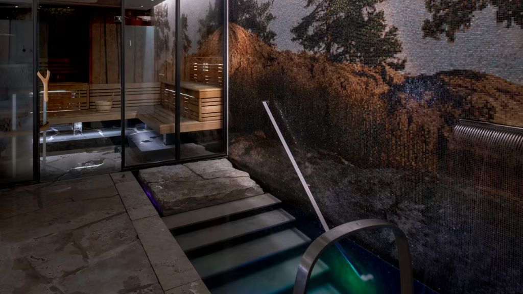 Hotels with Cold Plunges | Passport Magazine