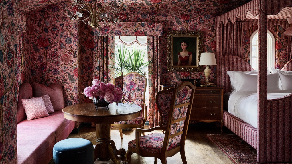 10 Stunning Hotel Interiors to Inspire Your Next Escape